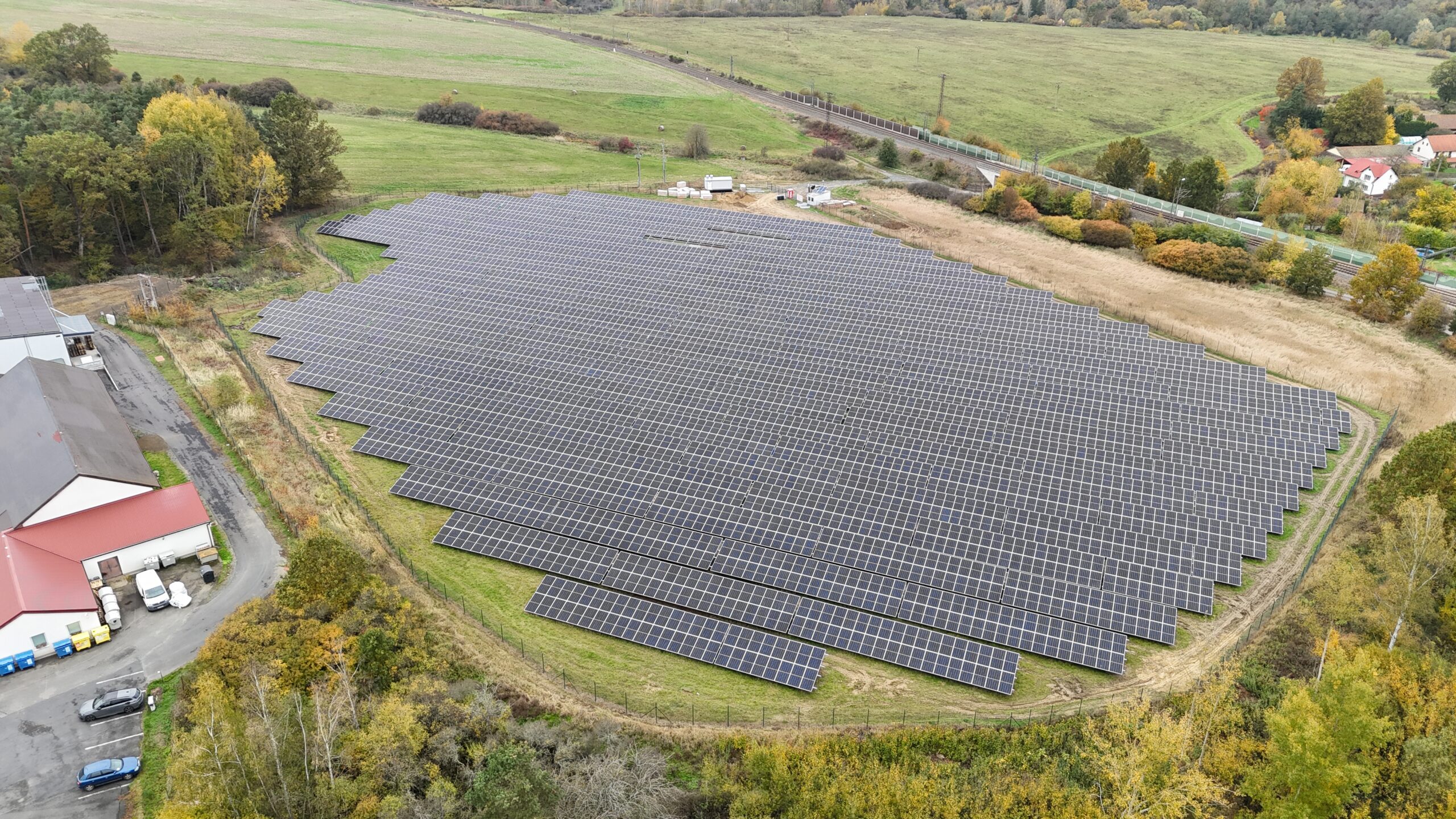 How to Choose the Right PV Mounting System for Your Solar Farm